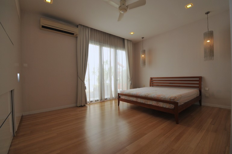 Landed Property for Sale - Your Relaxing Spa Home @ Springleaf!