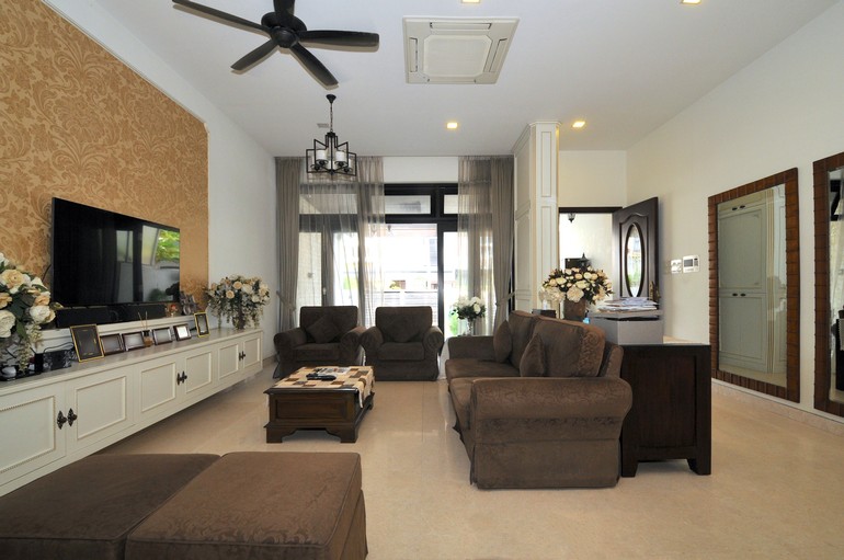 Landed Property for Sale - Almost Brand New Designer 3sty Terrace ...